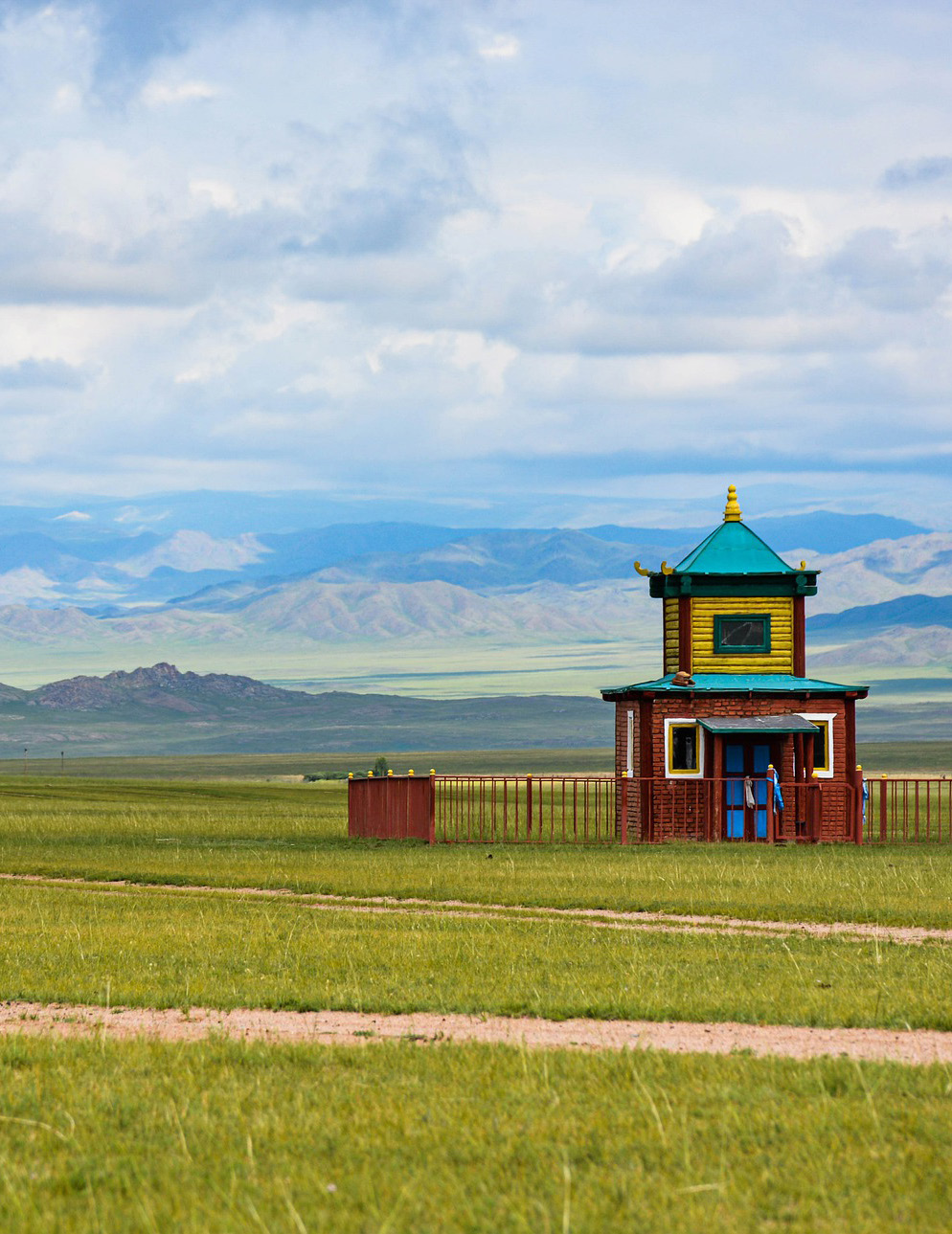 MONGOLIA – THE LAND OF THE ETERNAL BLUE SKY - 5000s Magazine